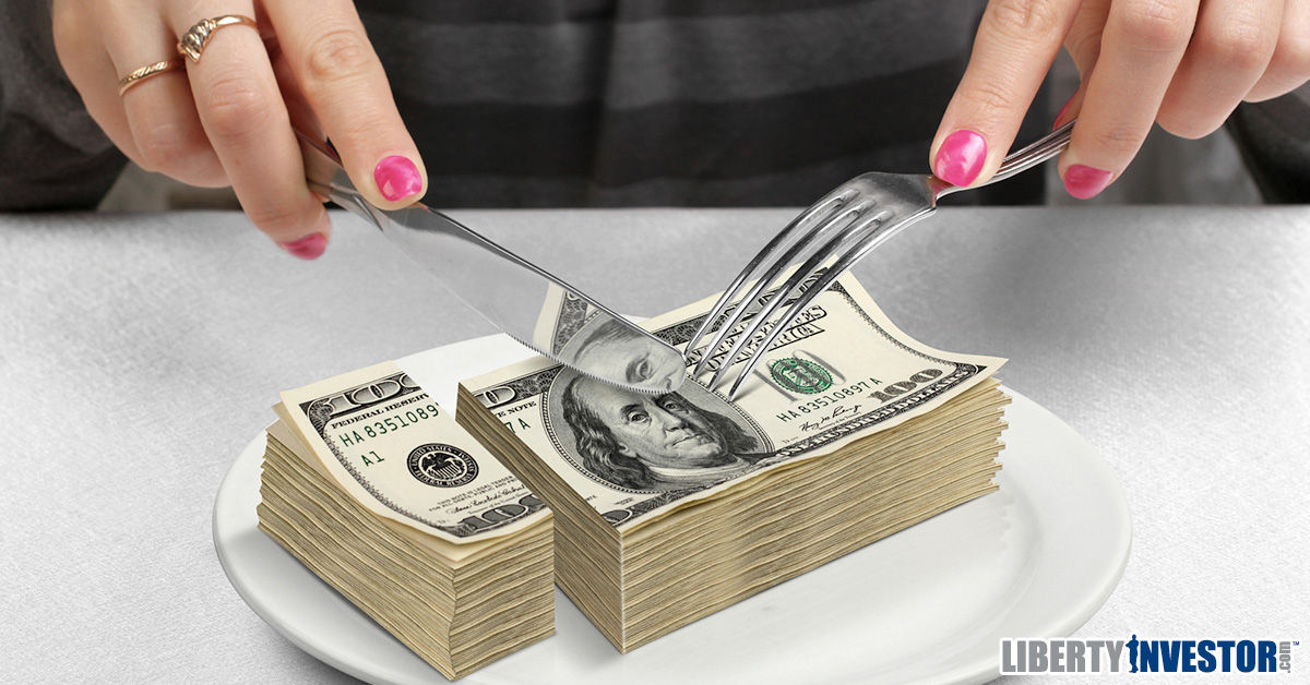how-does-the-average-american-spend-their-paycheck-see-how-you-compare